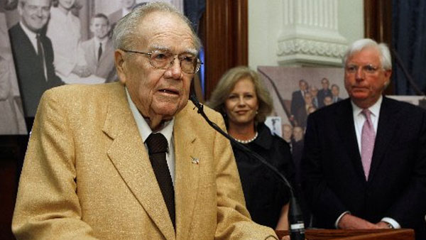 Former Texas Gov. Dolph Briscoe dead at 87 | wfaa.com