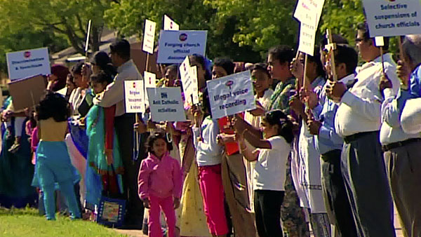 Cross-crucifix controversy at Coppell church | wfaa.com