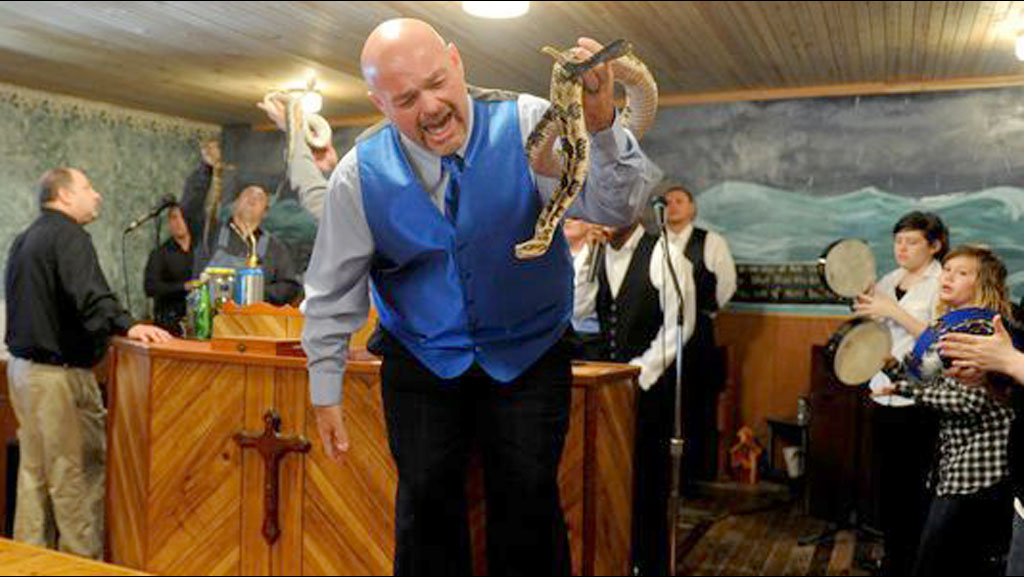 Snake-handling Kentucky pastor dies from reptile bite | wfaa.com