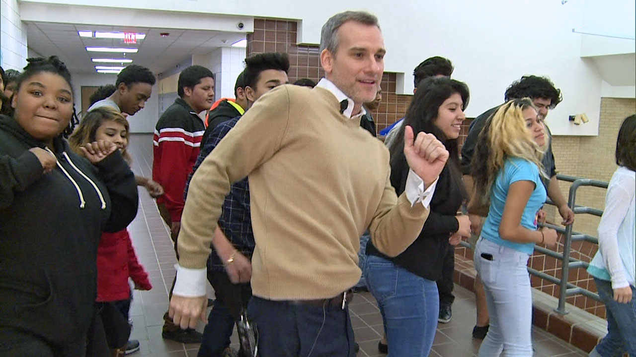 'Uptown Funk' video a viral hit for Dallas students | wfaa.com