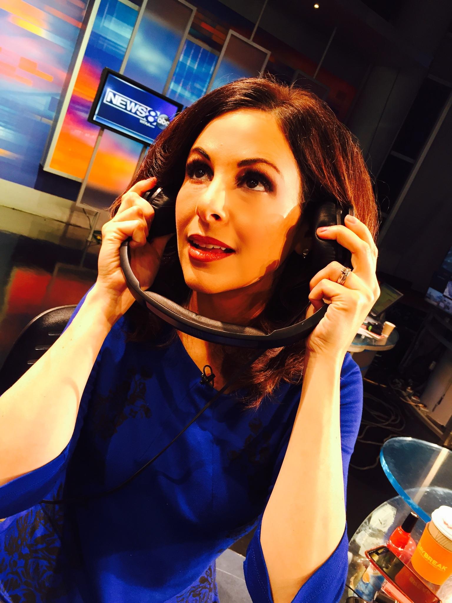 Alexa Conomos' top 3 favorite Country tunes | wfaa.com