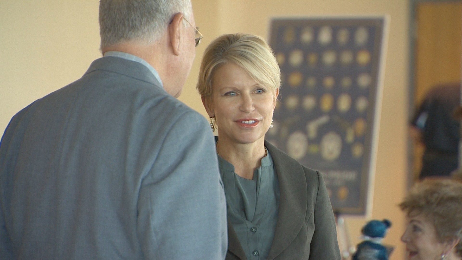 Dallas DA holds meeting to solve crime issue in Pleasant Grove | wfaa.com