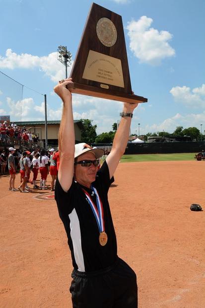 Aledo softball coach Jeff Lemons leaves legacy with two state titles ...