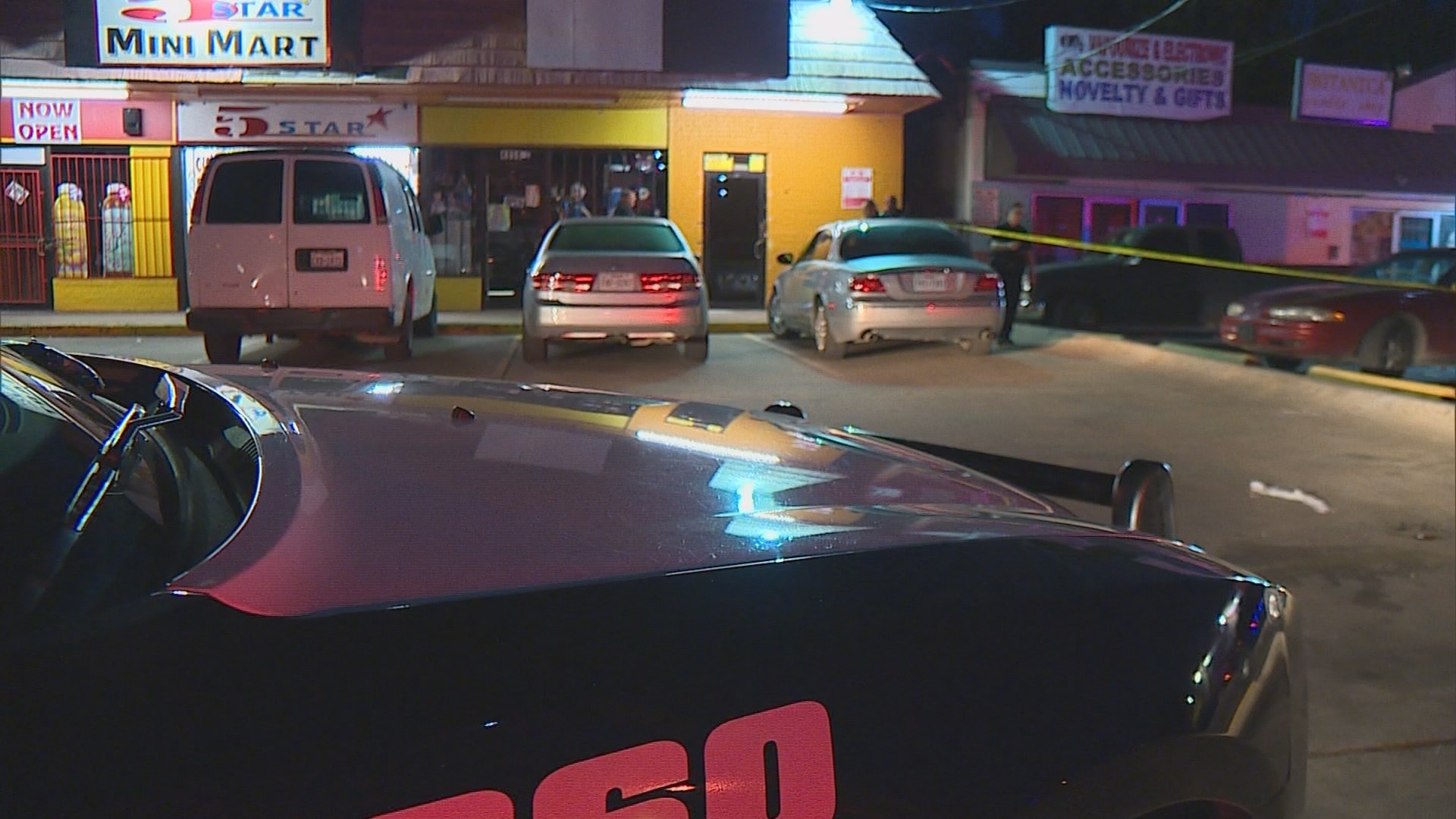 Two arrested in East Dallas robbery, shooting | wfaa.com