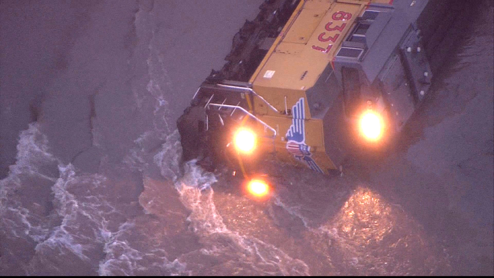 Weather blog: Train derails in flooding near Corsicana | wfaa.com