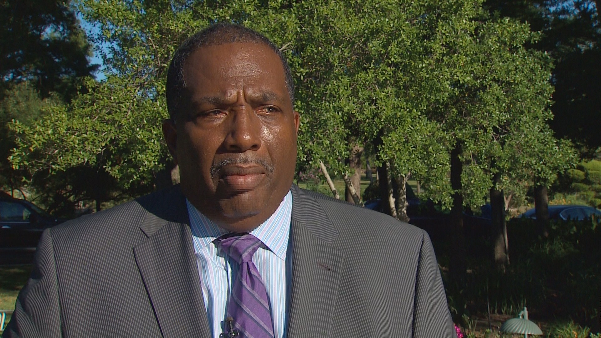 State Sen. West calls for transparency in Bland's hanging | wfaa.com