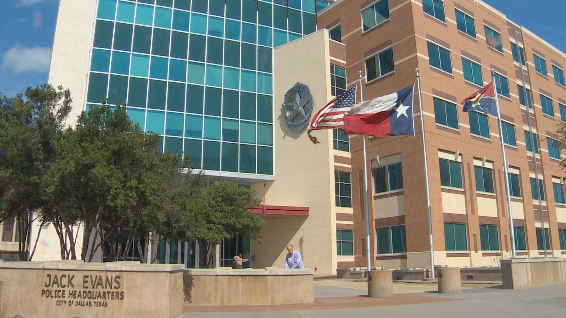 Dallas police union wants faster action on station security | wfaa.com