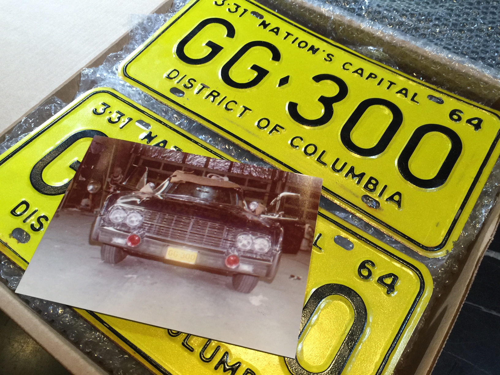 License plates from JFK's limo auctioned for $100,000 | wfaa.com