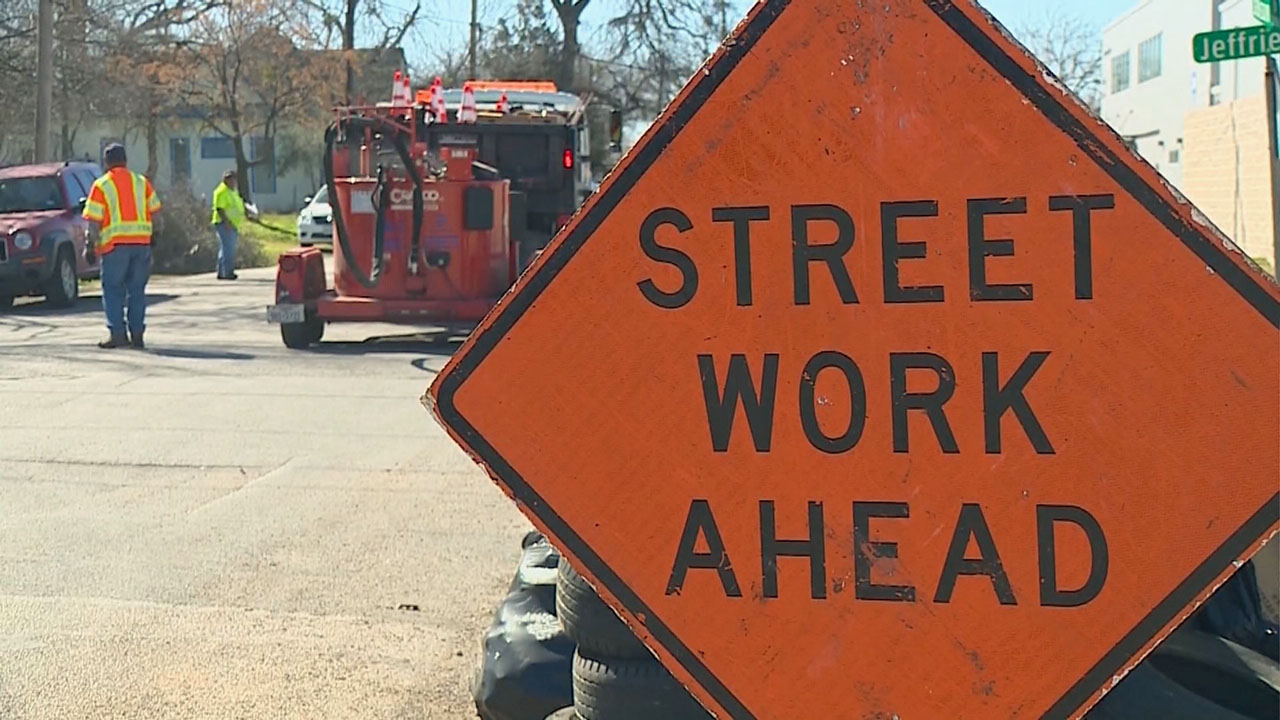 As potholes multiply, Dallas considers action | wfaa.com