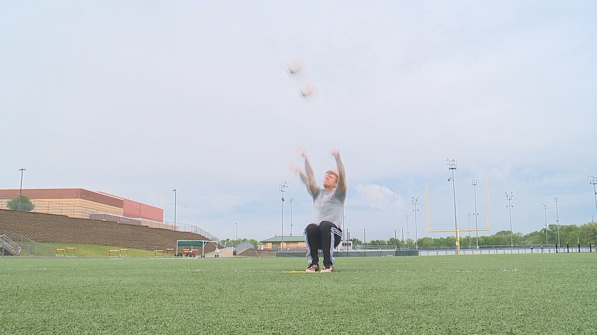 McKinney Boyd soccer player has mastered the 'flip throw' | wfaa.com