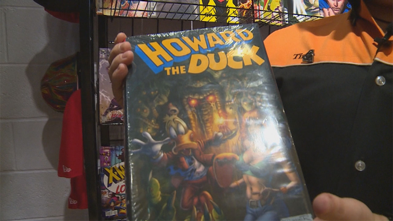 Denton comic book shop's sales spike with custom covers | khou.com