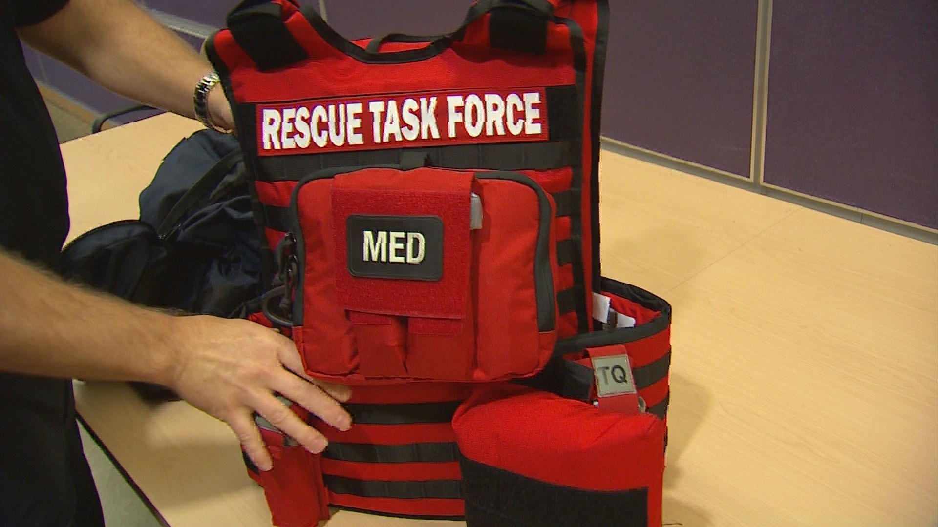 Dallas Fire-Rescue receives 21 armor-plated vests | khou.com
