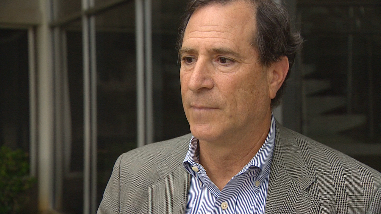 Officer, widow joins fight for better Dallas police pay | kagstv.com