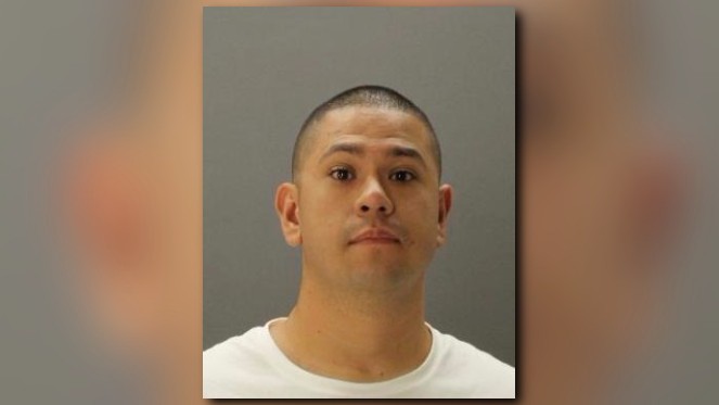 Dallas officer arrested for allegedly choking girlfriend | kvue.com