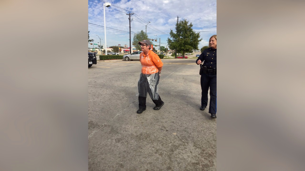 Authorities donate bike to Whataburger employee after theft | wfaa.com