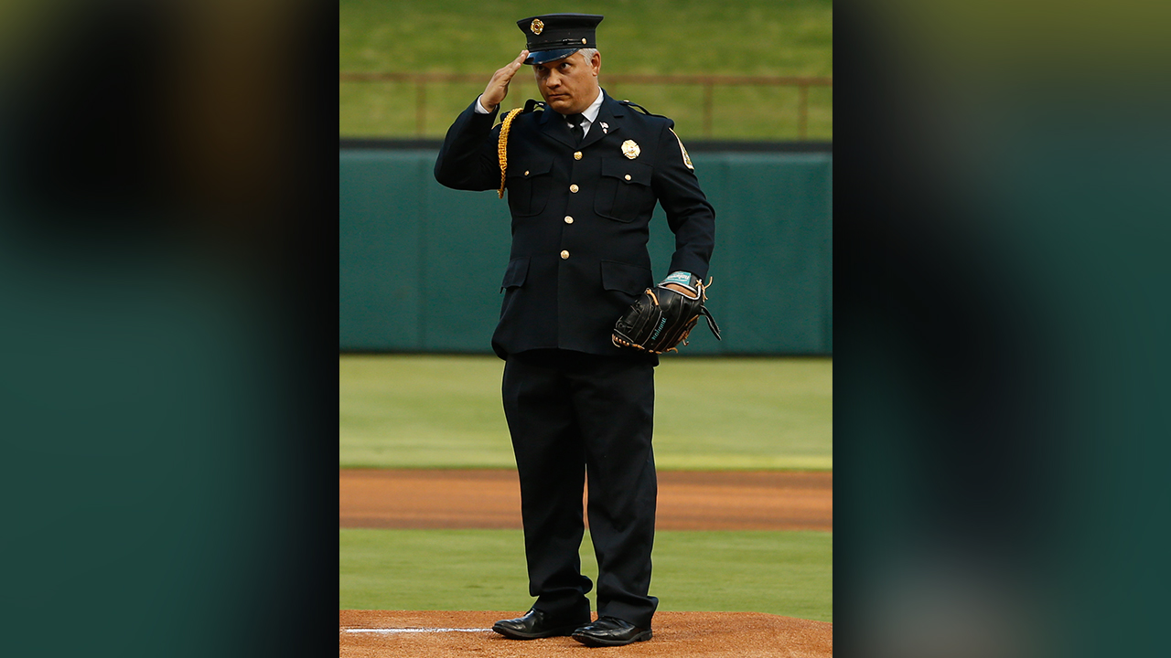 No record of ‘faithless elector' Chris Suprun as a 9/11 first responder ...
