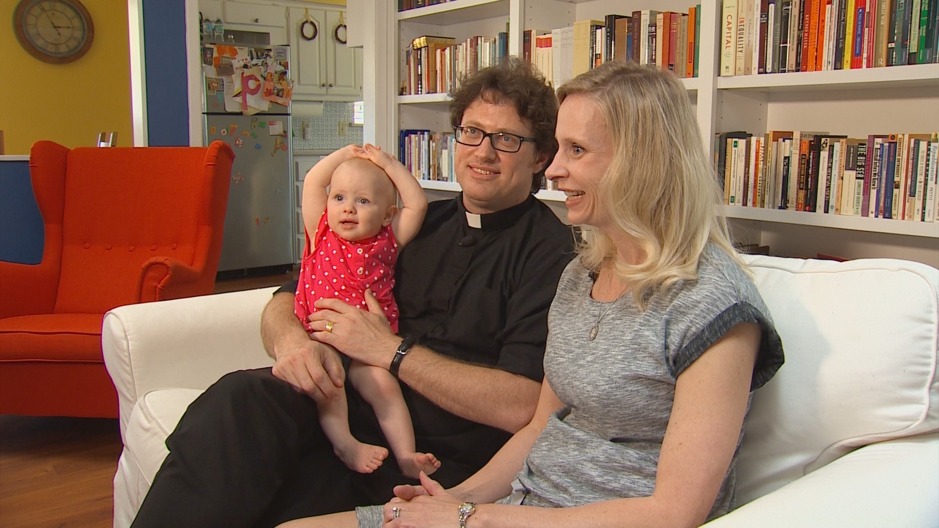 Dallas married Catholic priest shares why he thinks church clergy ...