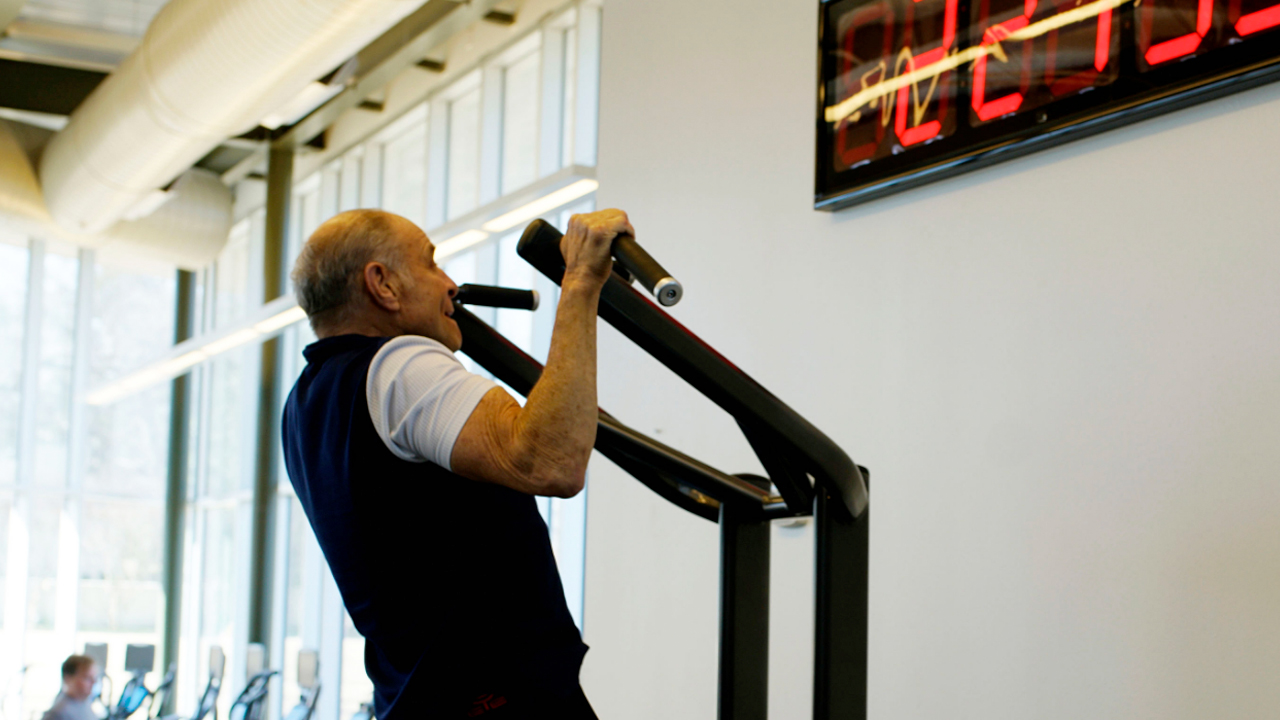 Chin up! Septuagenarian muscles in on life lessons | wfaa.com